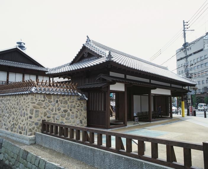 Dejima | See & Do | DISCOVER NAGASAKI/The Official Visitors' Guide